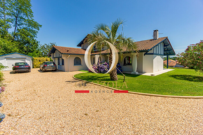 Maison à vendre - Arbonne - 6 pièces - 3 chambres