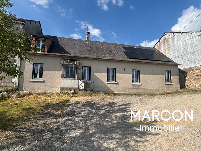 Maison à vendre - Le Grand-Bourg - 7 pièces - 5 chambres