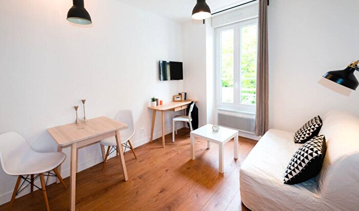 Appartement à louer - Saint Jean du Var, Toulon - 1 pièce