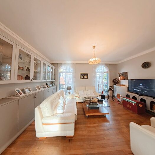 Maison à vendre - Créteil, Bleuets, Bordières, Pinsons - 7 pièces - 4 chambres