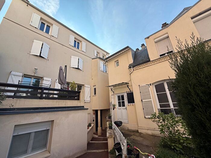 Appartement à vendre - Clamart, Gare - 2 pièces - 1 chambre