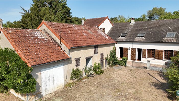 Maison 6 pièces à vendre à Isenay