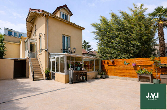 Maison à vendre - Enghien-les-Bains - 6 pièces - 4 chambres