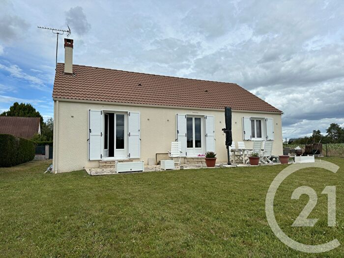 Vitry-aux-Loges : Maison 4 pièces à vendre