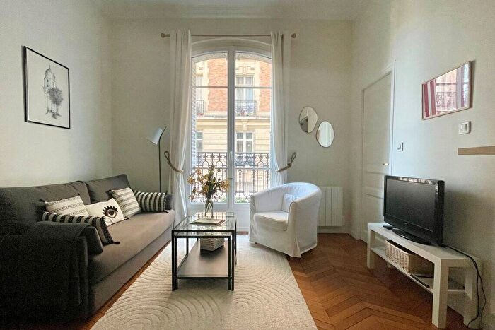 Appartement à louer - La Plaine des Sablons, Neuilly-sur-Seine - 2 pièces - 1 chambre