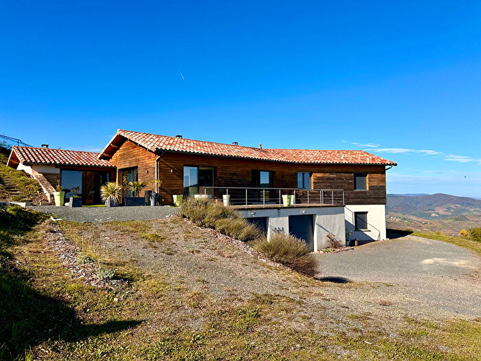 Maison à vendre - Saint-Cyr-le-Chatoux - 6 pièces - 4 chambres