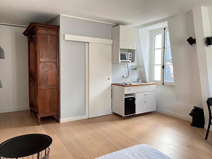 Appartement à louer - Tours, Centre-ville - 1 pièce