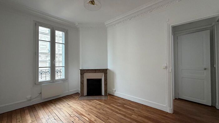 Appartement 2 pièces à vendre - Suresnes, Carnot, Gambetta