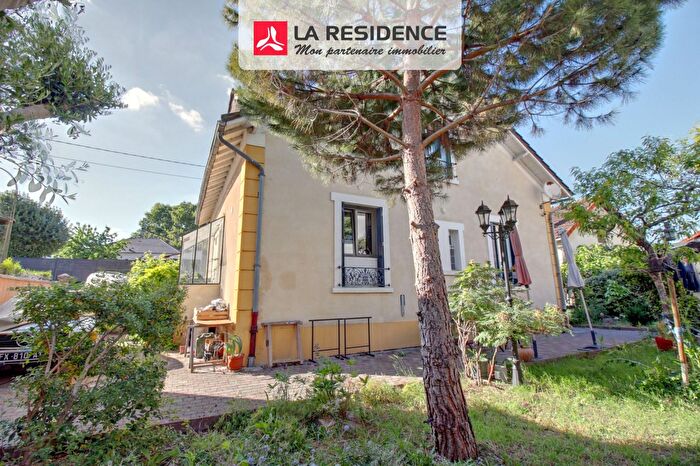 Maison à vendre - Conflans-Sainte-Honorine, Plateau-du-Moulin, Quai de Gaillon - 6 pièces - 4 chambres