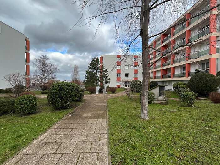 Appartement à vendre - Clermont-Ferrand, Les Landais, Fontaine du Bac, La Pardieu - 4 pièces - 3 chambres