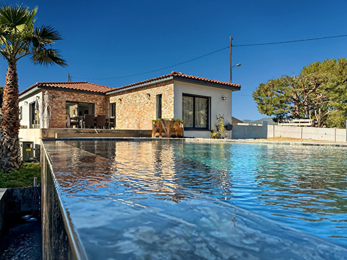 Maison à vendre - Allauch, Logis-Neuf - 5 pièces - 4 chambres