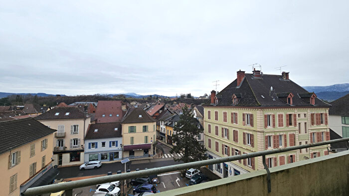 Appartement à louer - Le Pont-de-Beauvoisin - 4 pièces - 3 chambres