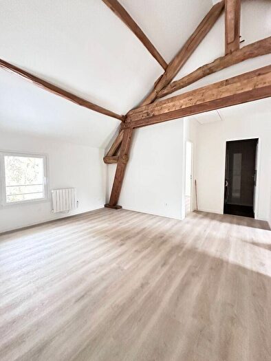 Maison à louer - Évry-Grégy-sur-Yerre - 5 pièces - 4 chambres