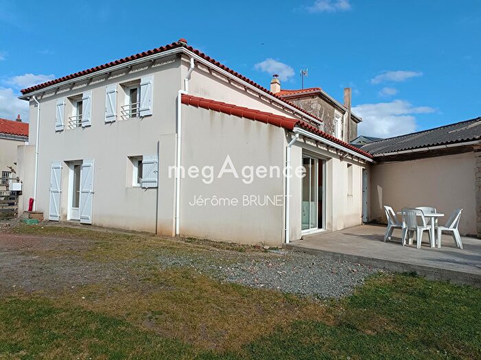 Maison 6 pièces à vendre - Sainte-Hermine