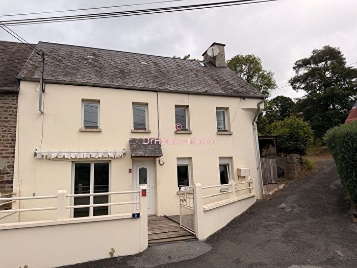 Maison 4 pièces à Campeaux, à vendre