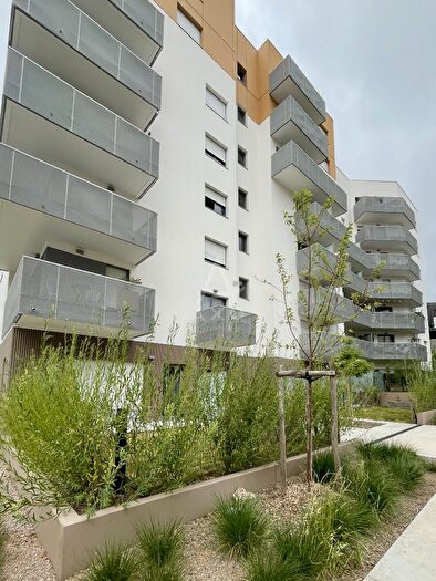 Appartement 4 pièces à Quartiers Nord-Ouest, Villejean, à vendre