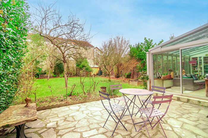 Maison à vendre - Versailles, Porchefontaine - 8 pièces - 5 chambres