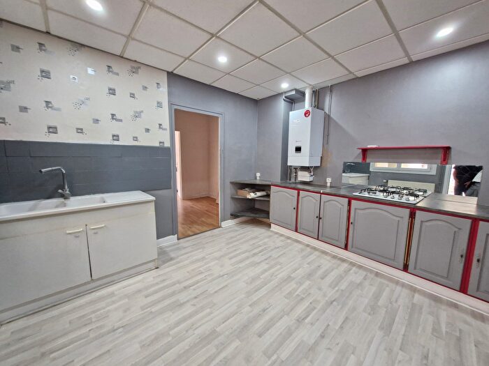 Appartement 3 pièces à Les Roches-de-Condrieu, à louer