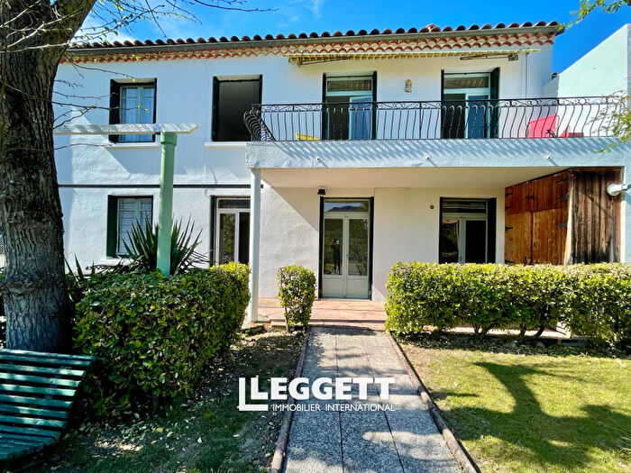 Maison 10 pièces à Quillan, à vendre