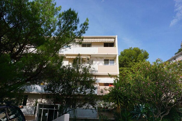 Appartement 4 pièces à louer - Toulon, Ubac, Dardennes, Barbasse, Mont Faron