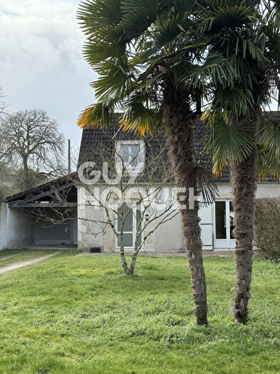 Maison à vendre - Plaimpied-Givaudins - 3 pièces - 2 chambres