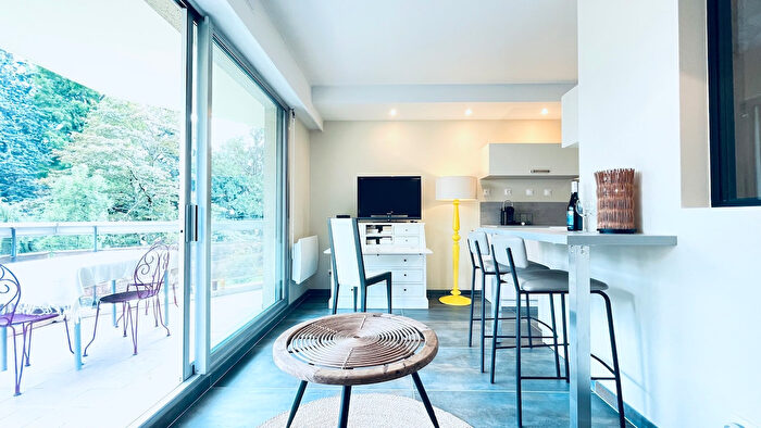 Voiron, Centre-ville, Gare : Appartement 2 pièces à louer