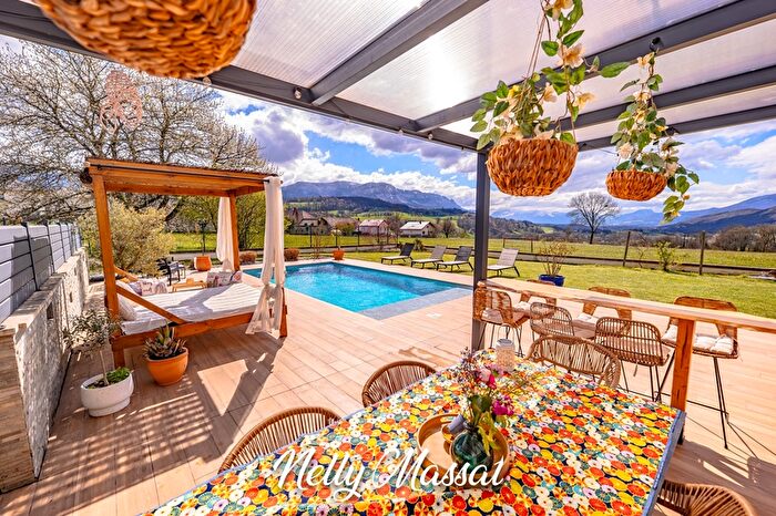 Maison à vendre - La Biolle - 8 pièces - 5 chambres