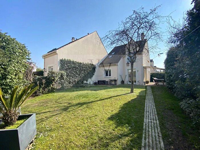 La Pie, Saint-Maur-des-Fossés : Maison 5 pièces à louer