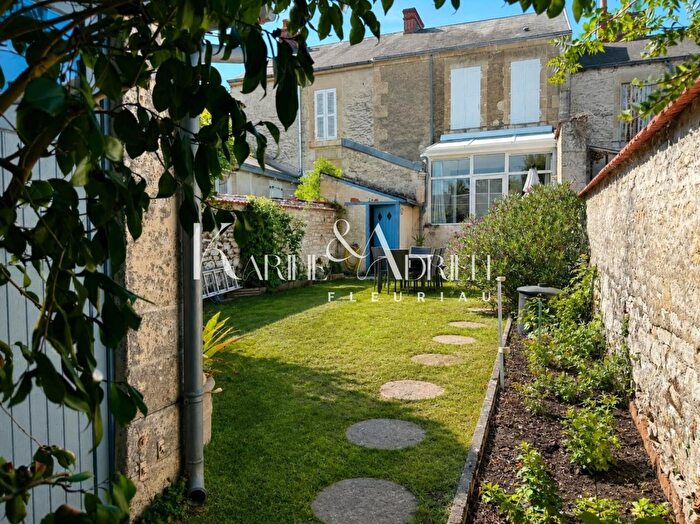 Maison 6 pièces à vendre - Fontenay-le-Comte, Centre-ville, Les Loges, La Pommeraie, La Sablière
