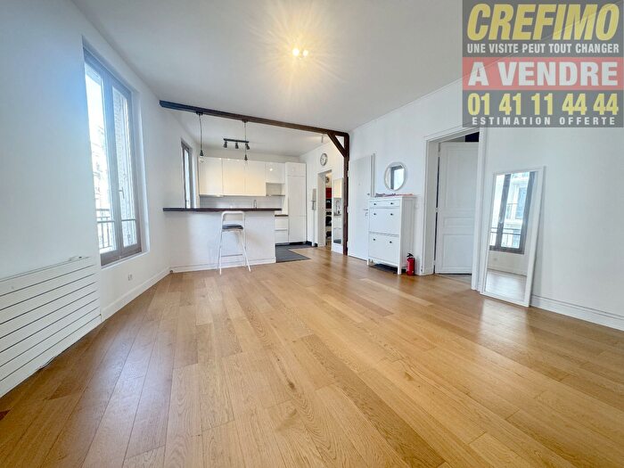 Appartement à vendre - Asnières-sur-Seine, Centre-ville - 3 pièces - 2 chambres