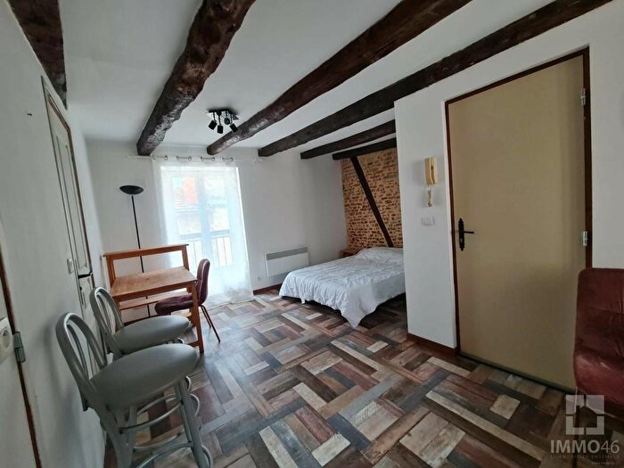 Cahors, Centre-ville : Appartement 1 pièce à louer