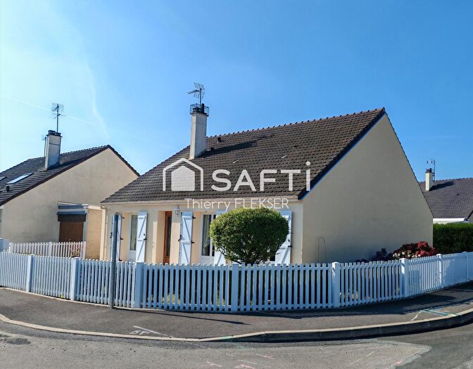 Maison à vendre - Le Mesnil-en-Thelle - 5 pièces - 4 chambres