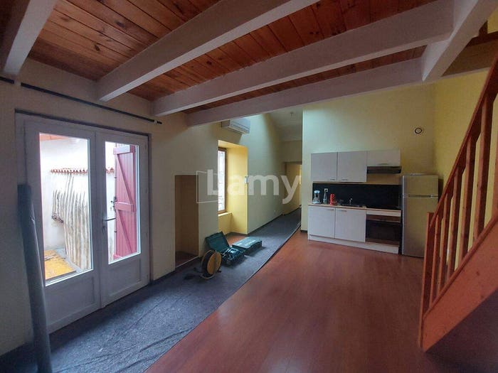 Centre, Issoire : Appartement 4 pièces à louer