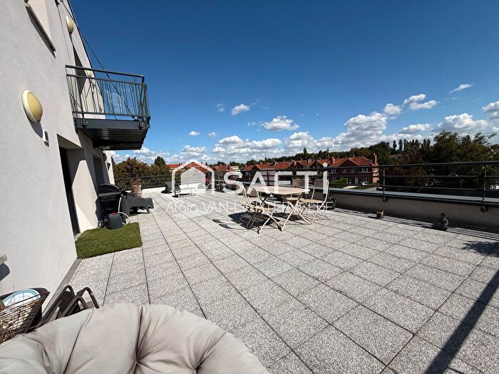 Appartement à vendre - Seclin, Centre-ville - 5 pièces - 4 chambres