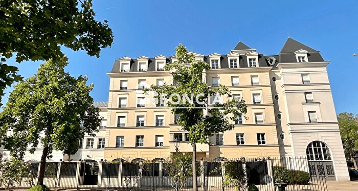 Appartement à vendre - Le Plessis-Robinson, Cité Haute - 4 pièces - 3 chambres