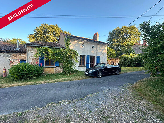 Maison à vendre - La Chapelle-Bâton - 5 pièces - 3 chambres