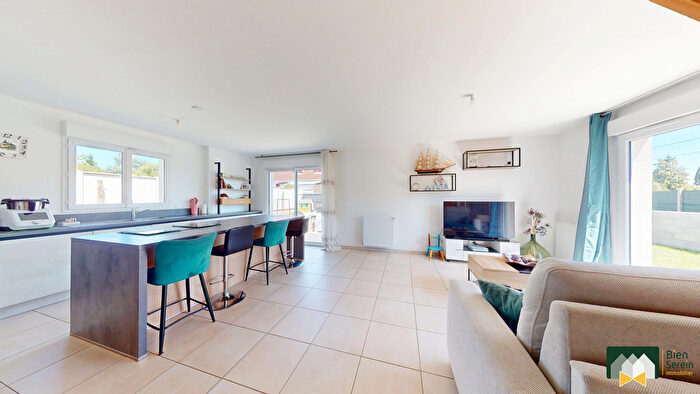 Maison 6 pièces à Lèves, à vendre