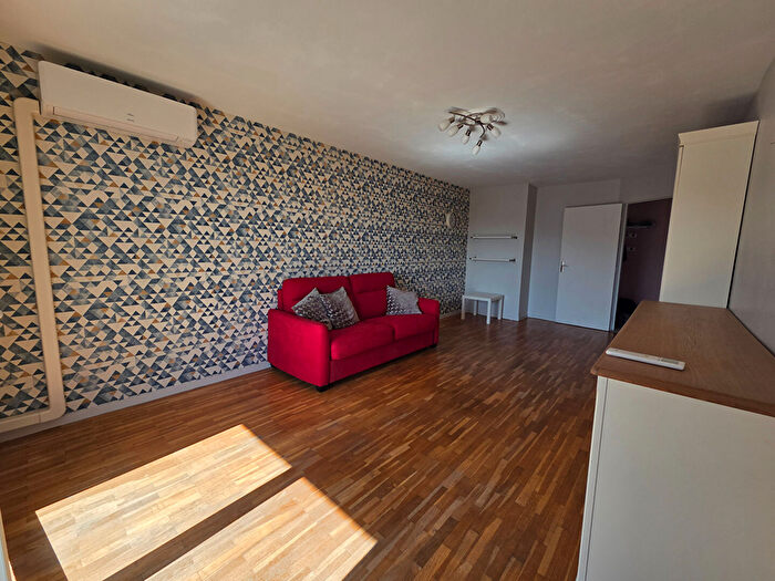 Appartement à vendre - Lyon e , Grand Trou, Moulin à vent, Petite Guille - 3 pièces - 2 chambres