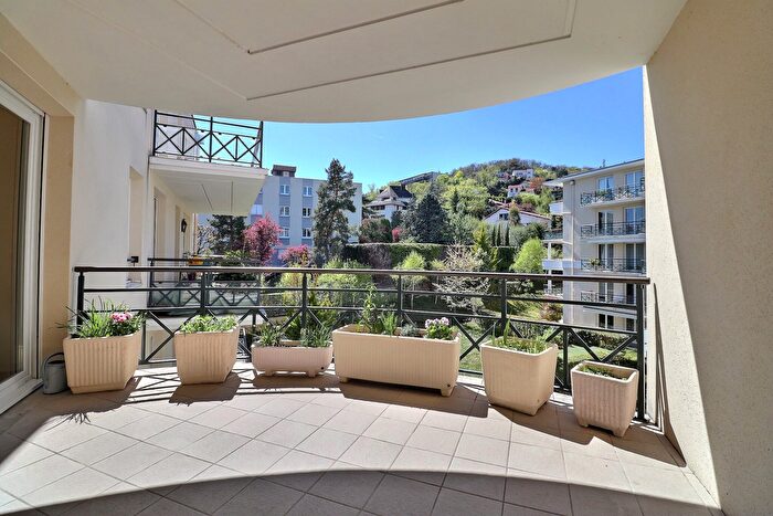 Appartement à vendre - Chamalières, Royat - 4 pièces - 2 chambres