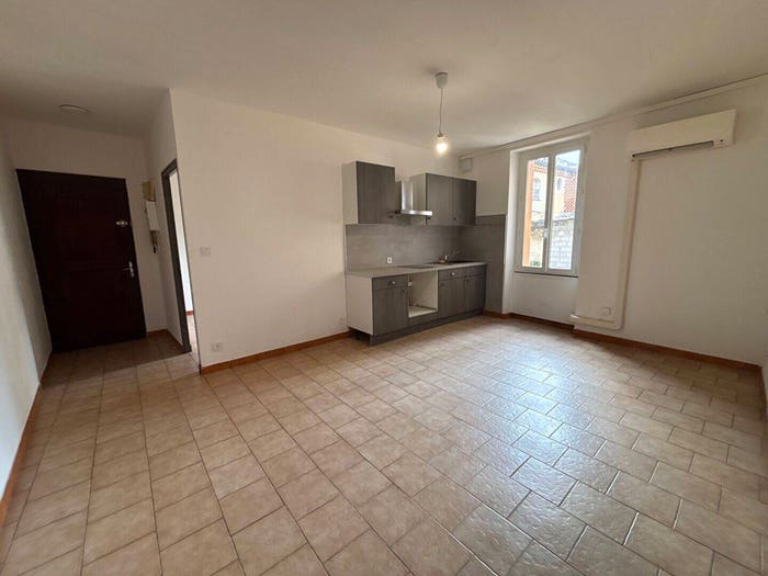 Centre, Monteux : Appartement 2 pièces à louer