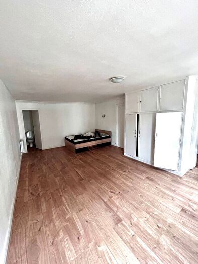 Appartement à louer - Centre Ville, Niort - 1 pièce