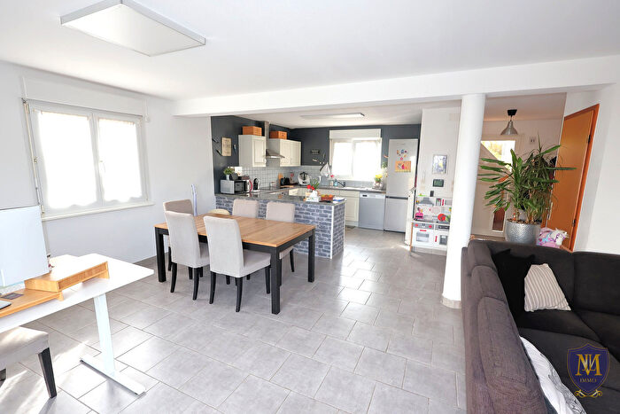 Maison à vendre - Blotzheim - 5 pièces - 3 chambres