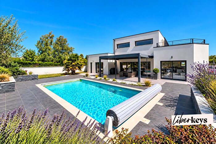 Maison 8 pièces à Olivet, Centre-ville, à vendre