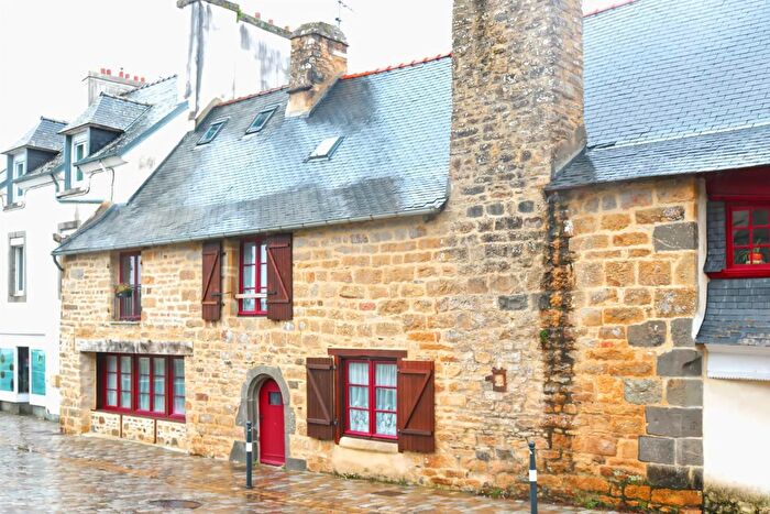 Maison à vendre - Le Faou - 7 pièces - 4 chambres