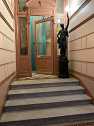 Marseille 6ème, Préfecture : Appartement 2 pièces à louer