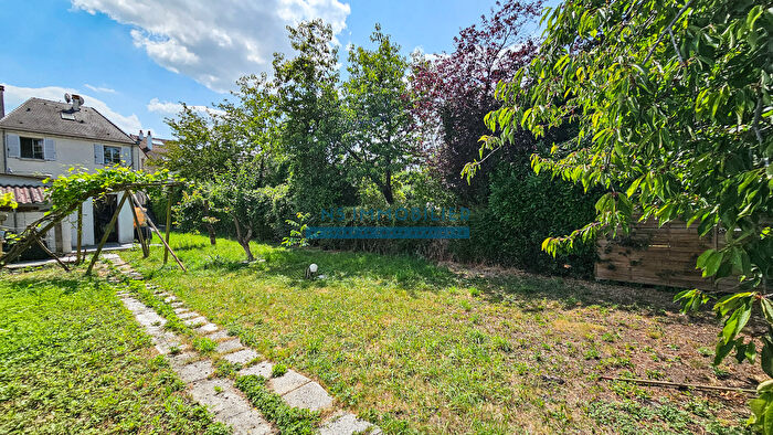 Maison à vendre - Épinay-sur-Seine, Centre-ville - 7 pièces - 5 chambres