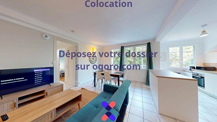 Appartement à louer - Saint Irénée, Lyon ème arrondissement - 4 pièces - 3 chambres