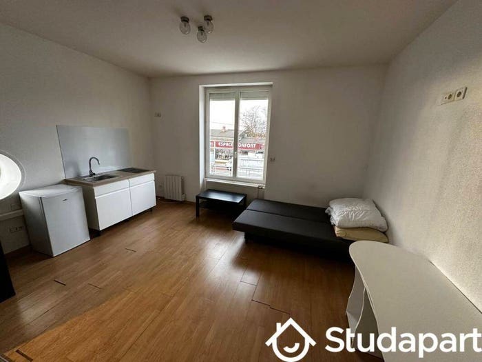 Les Buttes-Les Sables, Mably : Appartement 1 pièce à louer