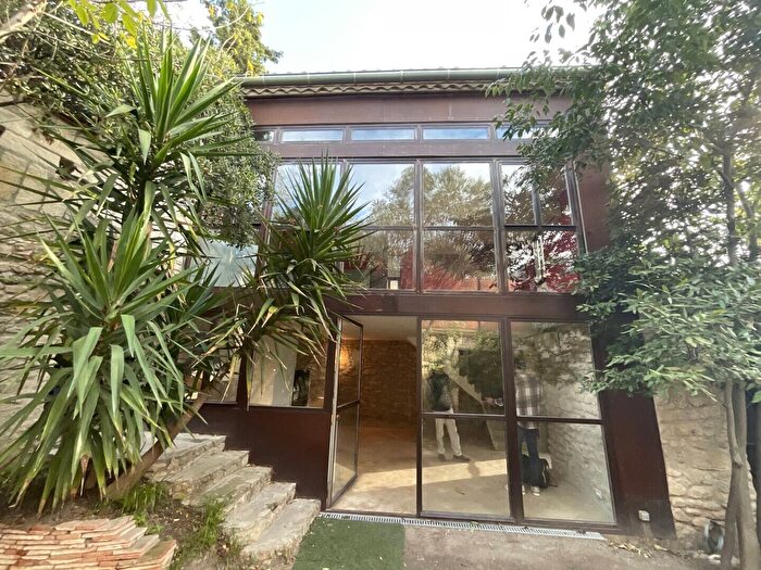 Appartement à louer - Saussan - 2 pièces - 1 chambre