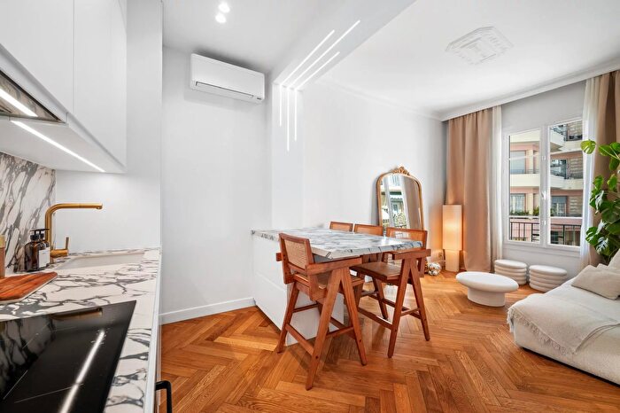 Appartement à vendre - Nice, Carabacel - 2 pièces - 1 chambre